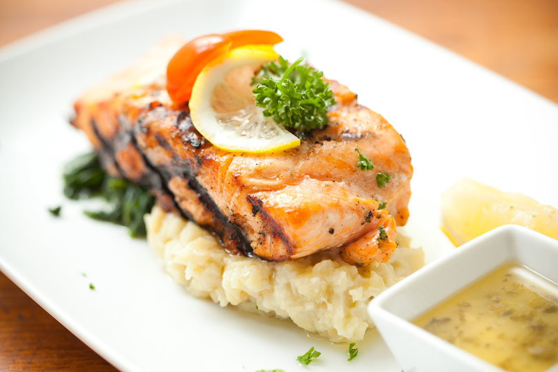 Salmon Steak With Puree For Kidney Failure Hekma Center salmon-steak-with-puree-for-kidney-failure-hekma-center